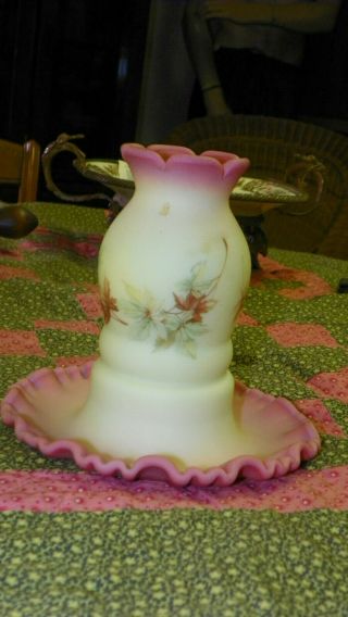 Fenton Burmese Lamp - Sold Auction Prices & Past Sales | Avaluer Price ...